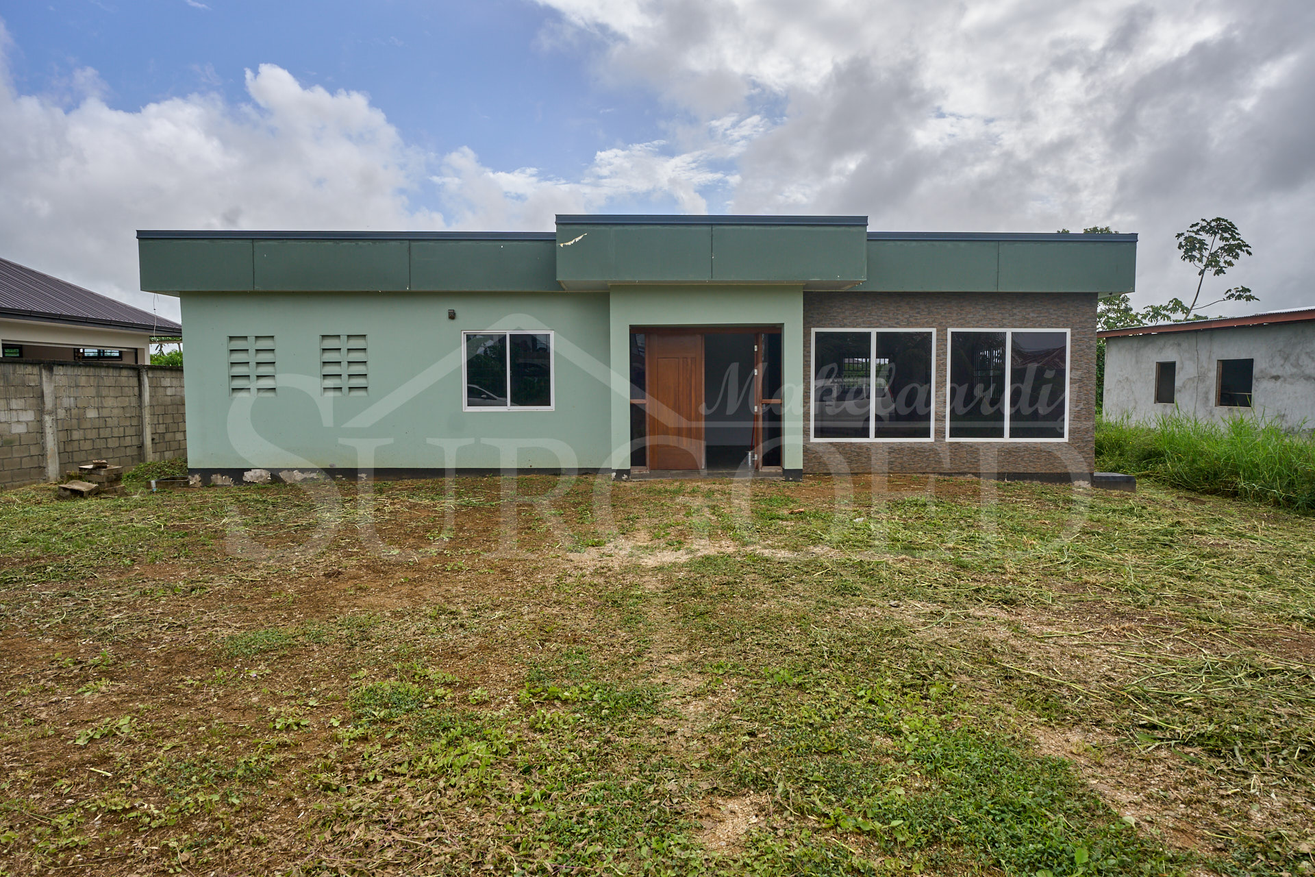 Albertine Rijsselstraat • Woning te koop • Suri Village 2, , Suriname ...
